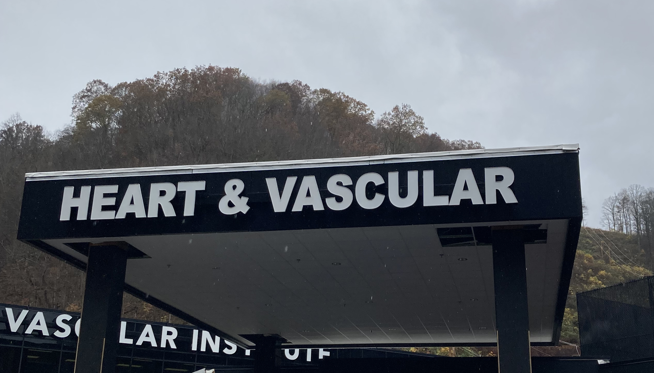 Illuminated Channel Letters - Unisign Corp