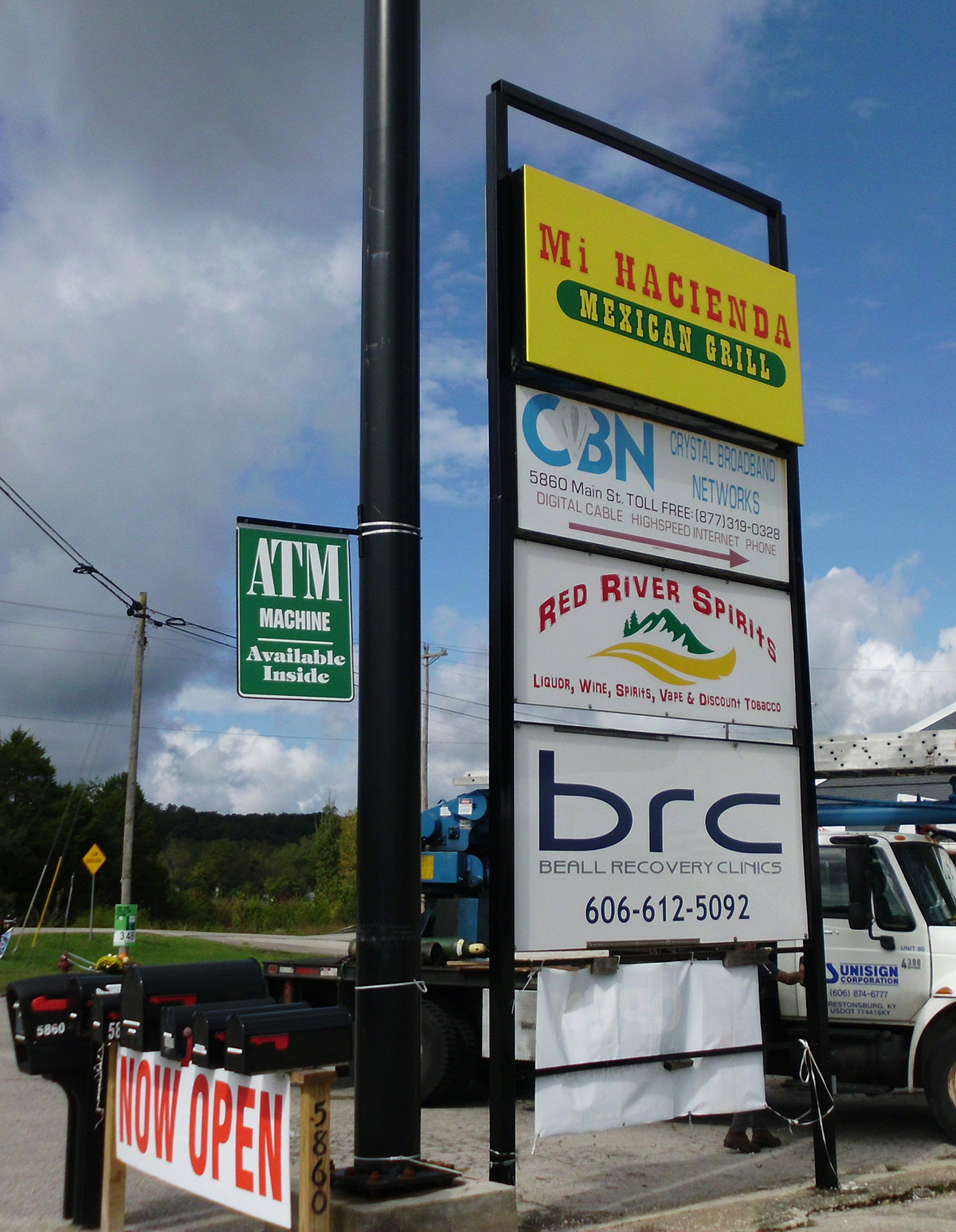 Freestanding Signs - Unisign Corp